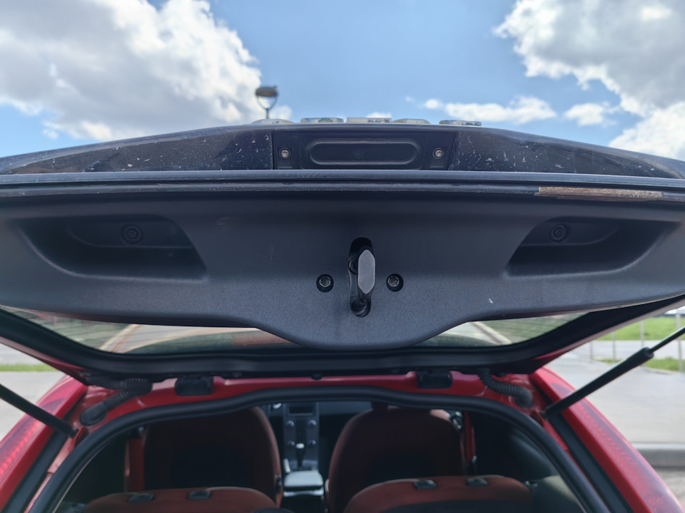 Установка ручки багажника — Volvo C30, 2,4 л, 2007 года | кузовной ...