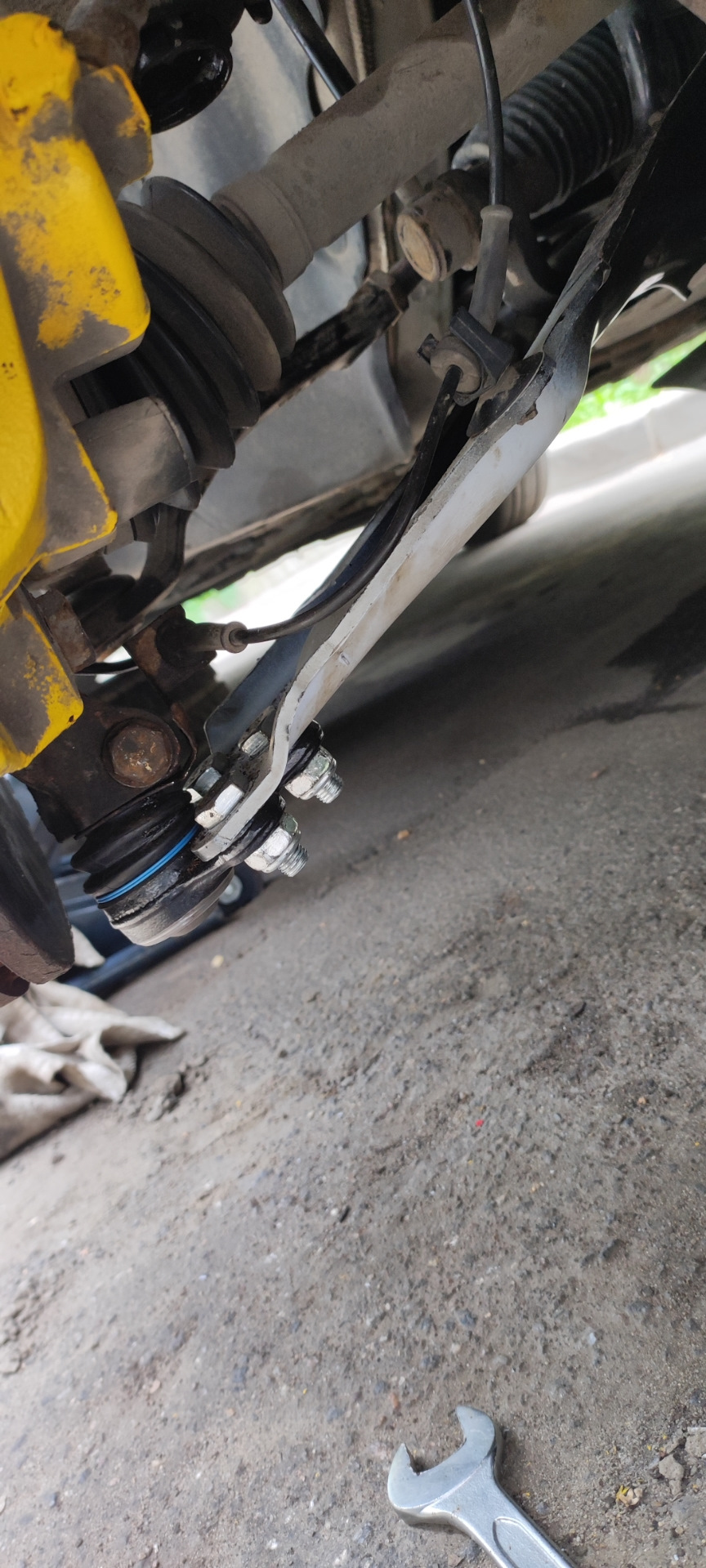 Рычаги рено кангу в рено меган 2 — Renault Megane II, 1,5 л, 2008 года ...