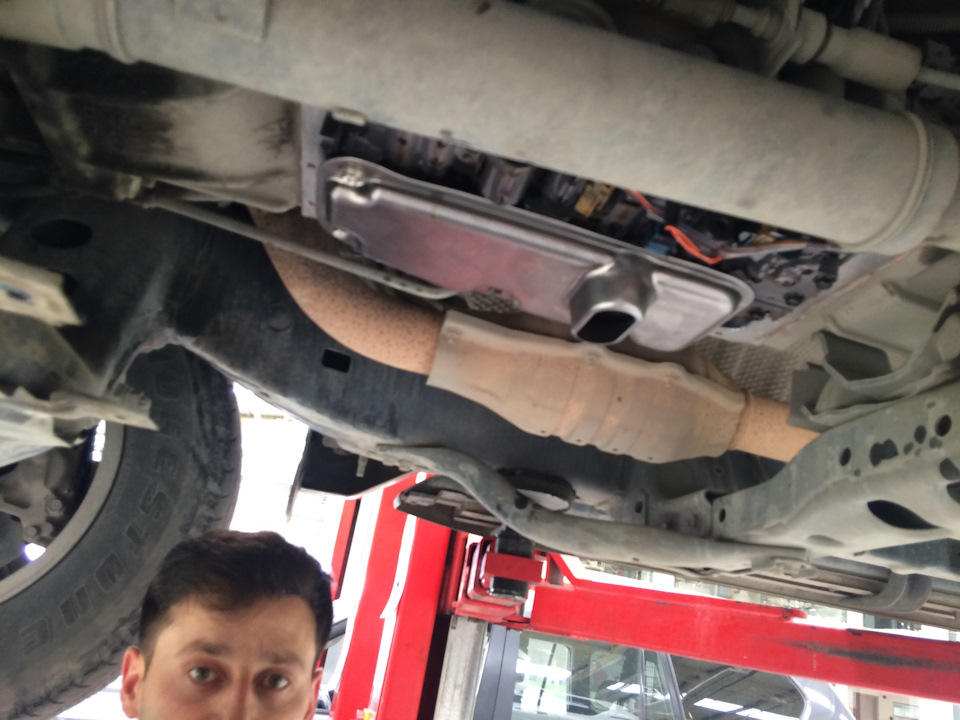 Замена масла в АКПП — Toyota Land Cruiser Prado 150-series, 2,7 л, 2011 ...