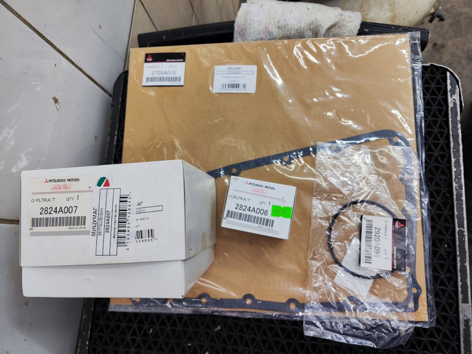 Замена масла в вариаторе, замена привода и пыльника на триподе ...