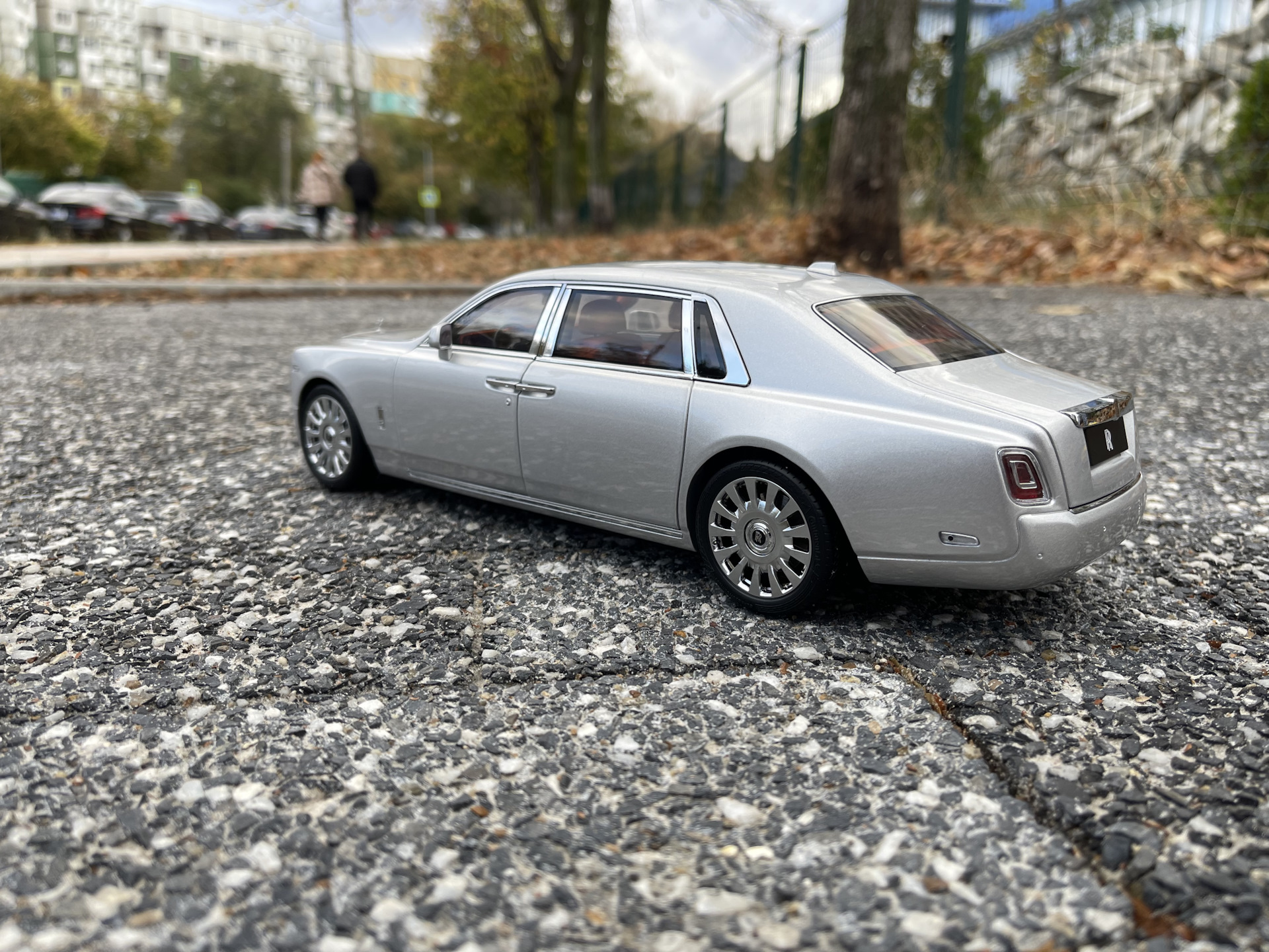 Rolls-Royce Phantom VIII [Kengfai] 1:18 — Сообщество «Масштабные Модели ...