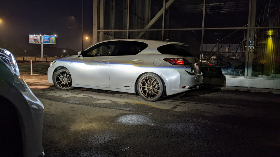 Lexus CT 200h 1.8 гибридный 2011 | Lexus'y на DRIVE2