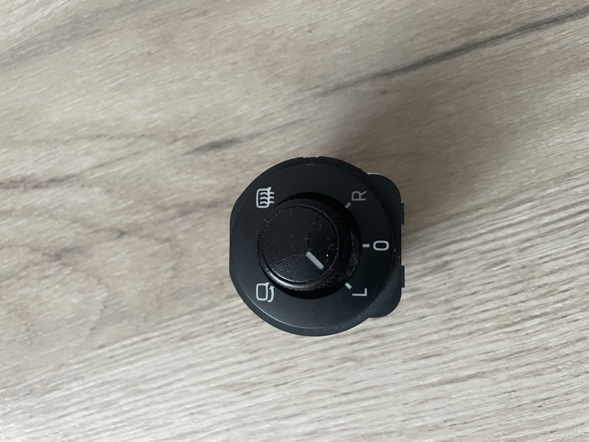 Джойстик регулировки зеркал — Skoda Octavia A7 Mk3, 1,2 л, 2013 года ...