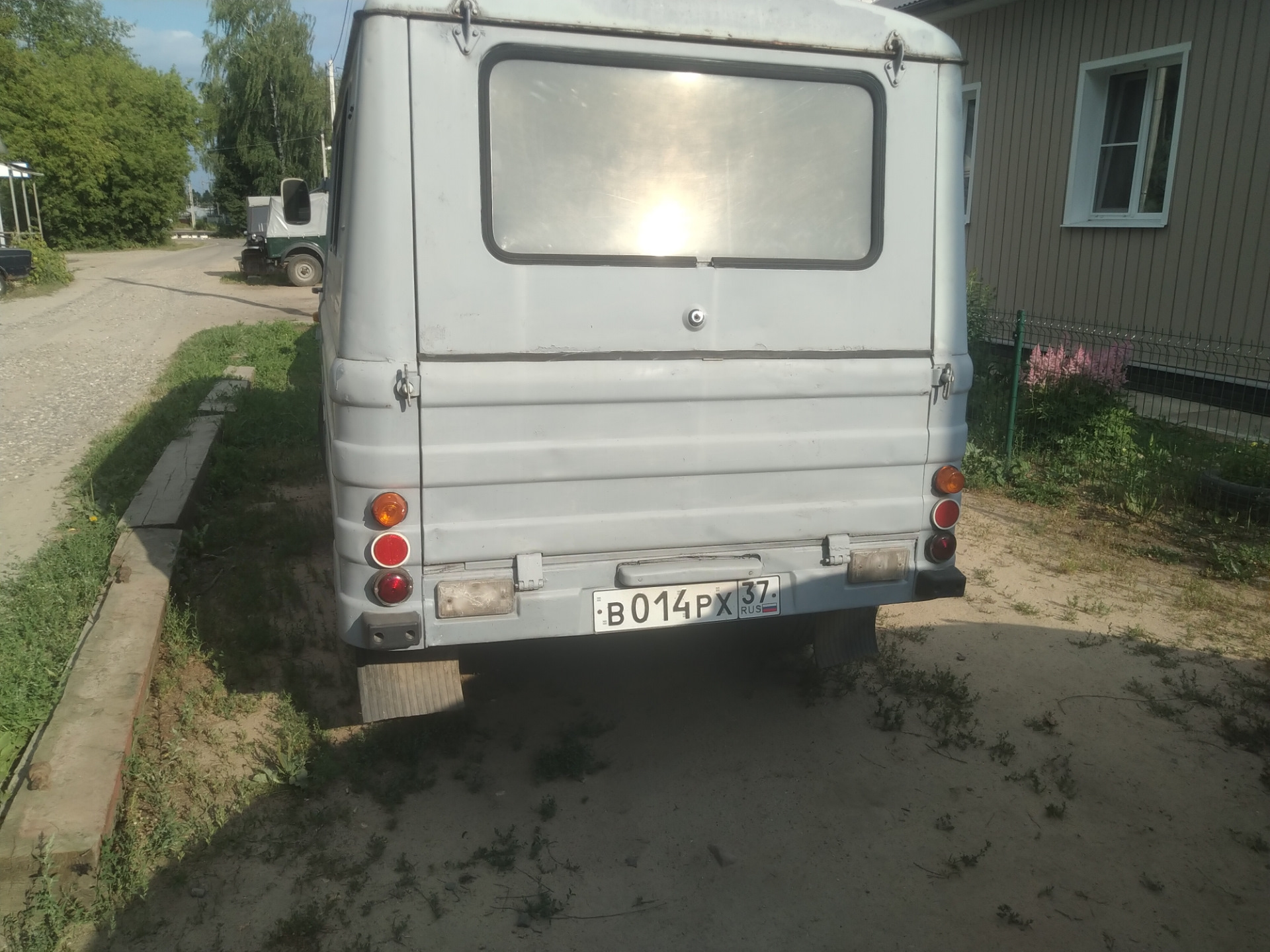 Замена плафонов задних указателей поворота — FSO Zuk, 2,1 л, 1979 года ...