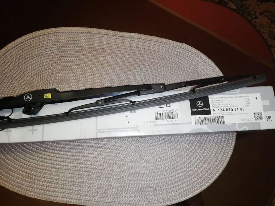 Замена щётки стеклоочистителя(или у кого поводок длиннее) — Mercedes ...