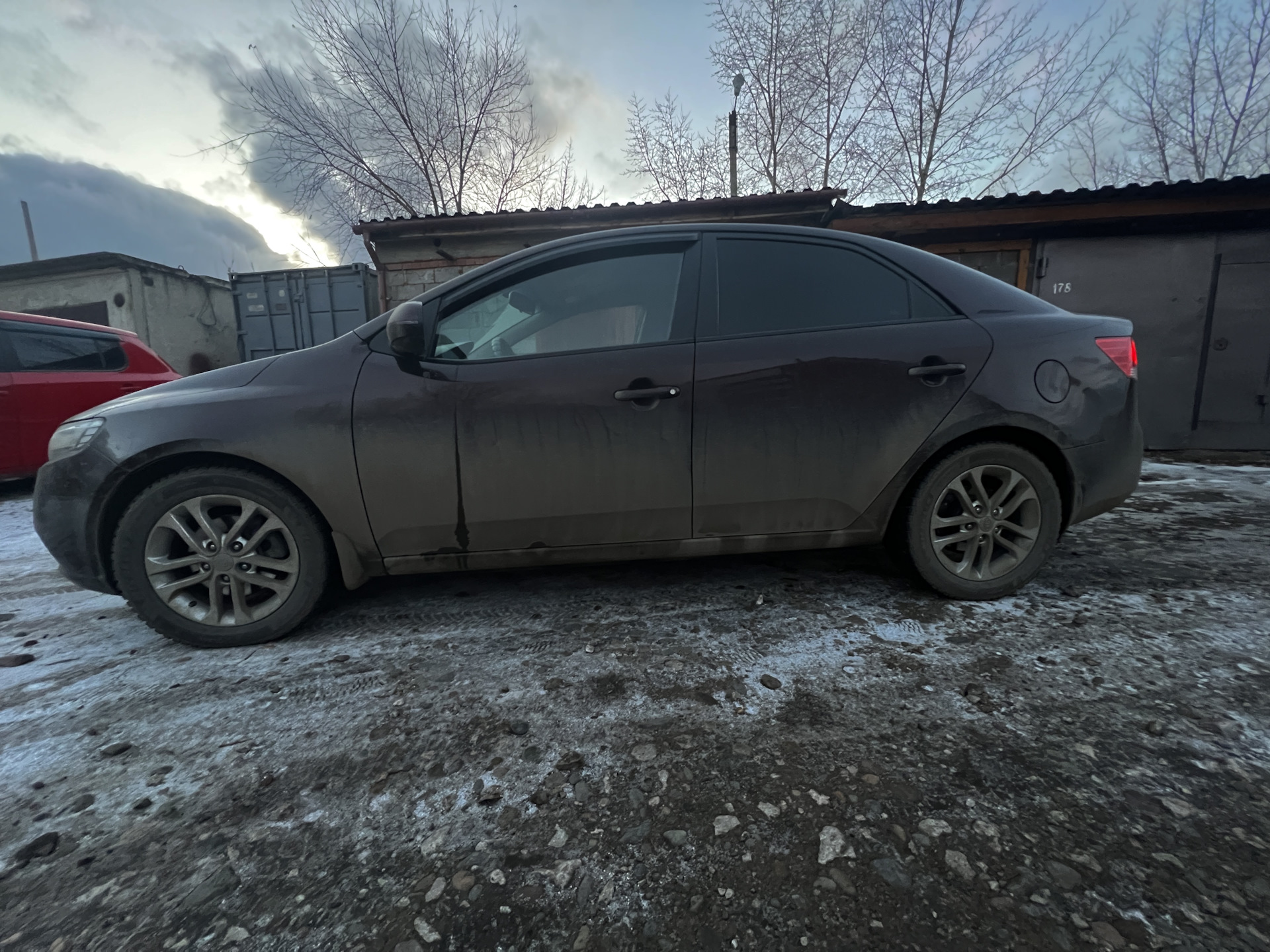 Cerato 2 замена задних пружин — KIA Cerato (2G), 1,6 л, 2011 года ...