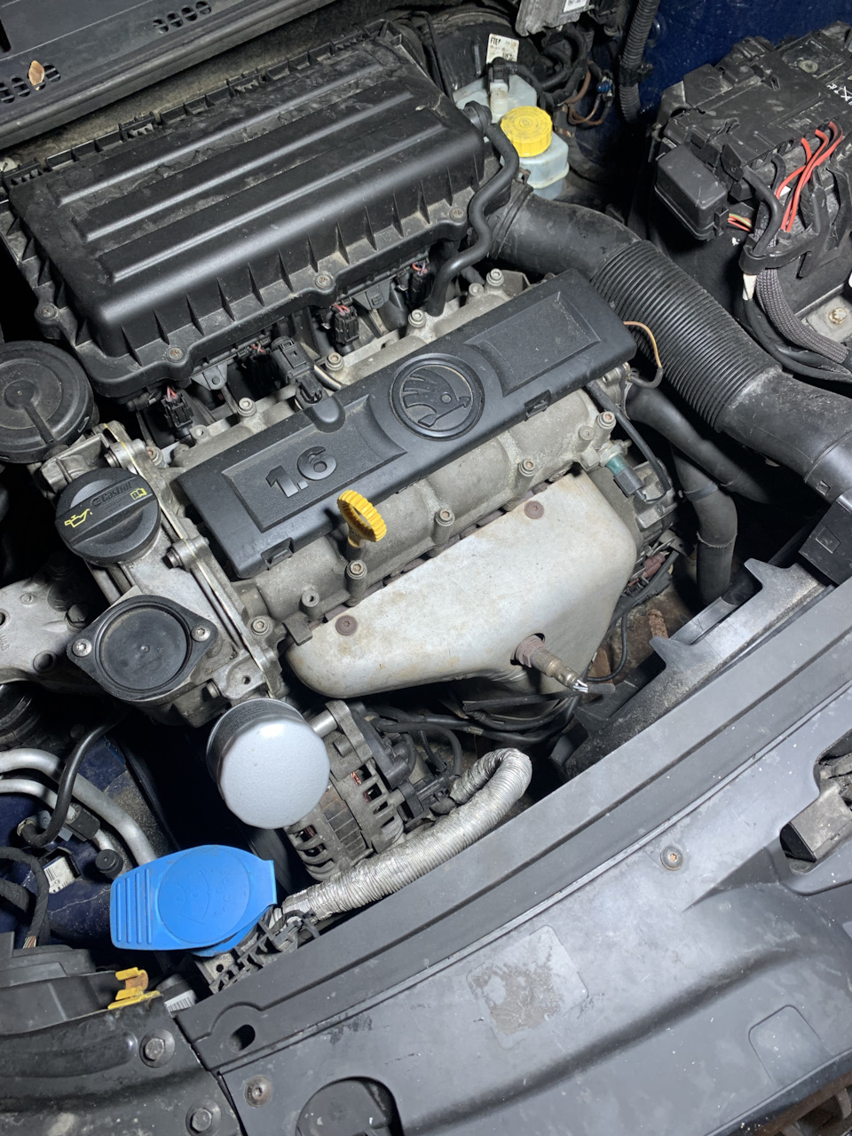 Трещина в коллекторе😭 — Skoda Rapid (1G), 1,6 л, 2015 года | запчасти ...