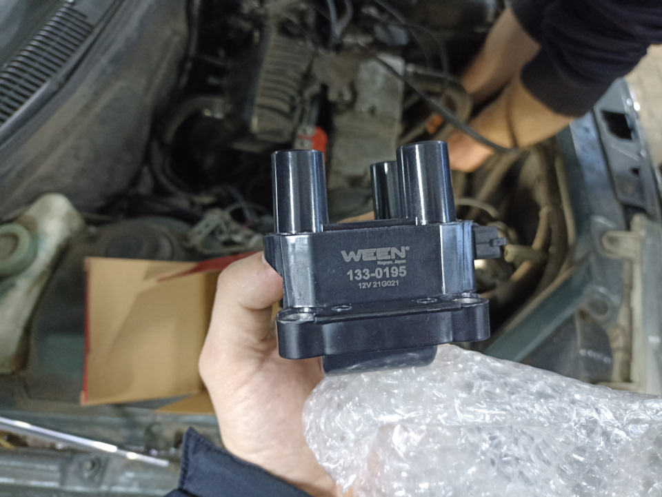 Замена катушки зажигания — Lada 21124, 1,6 л, 2008 года | поломка | DRIVE2