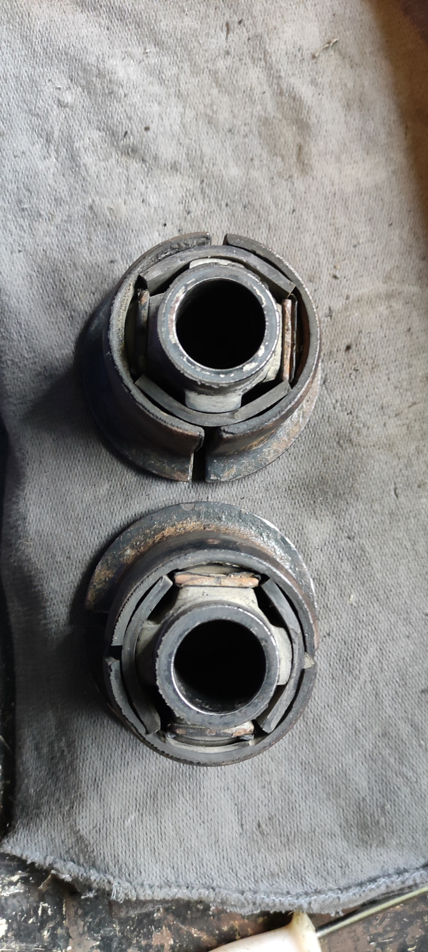 Замена сальника на редукторе. — Toyota Mark II (70), 2 л, 1986 года ...