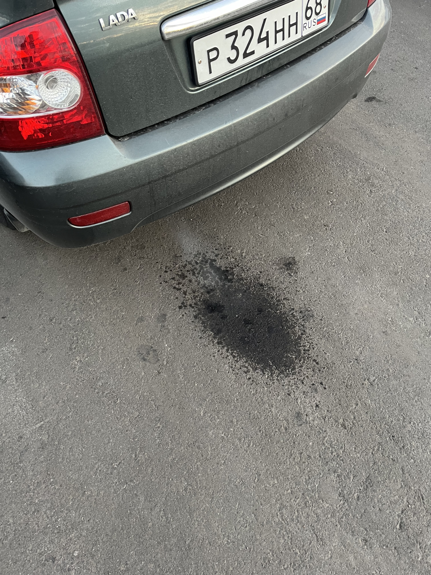Выхлопная система — Lada Приора хэтчбек, 1,6 л, 2010 года | наблюдение ...
