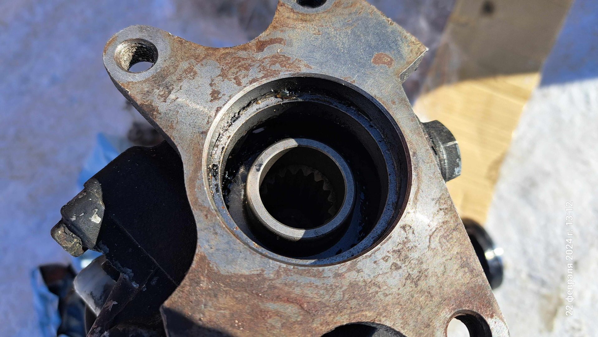 Замена переднего редуктора. — Isuzu Bighorn (II), 3 л, 1998 года ...