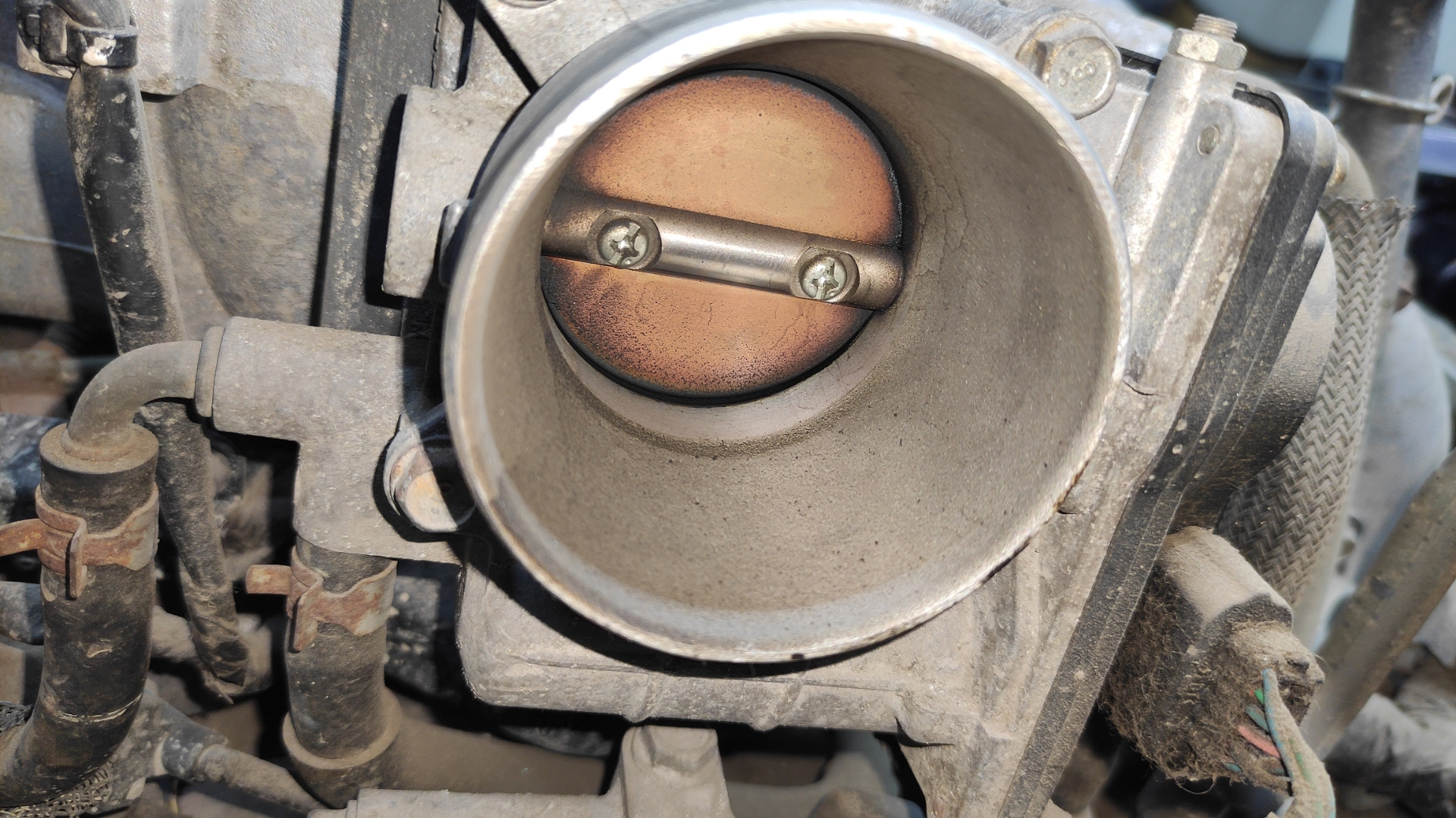 Чистка дроссельной заслонки — Subaru Impreza (GE/GH), 1,5 л, 2007 года ...