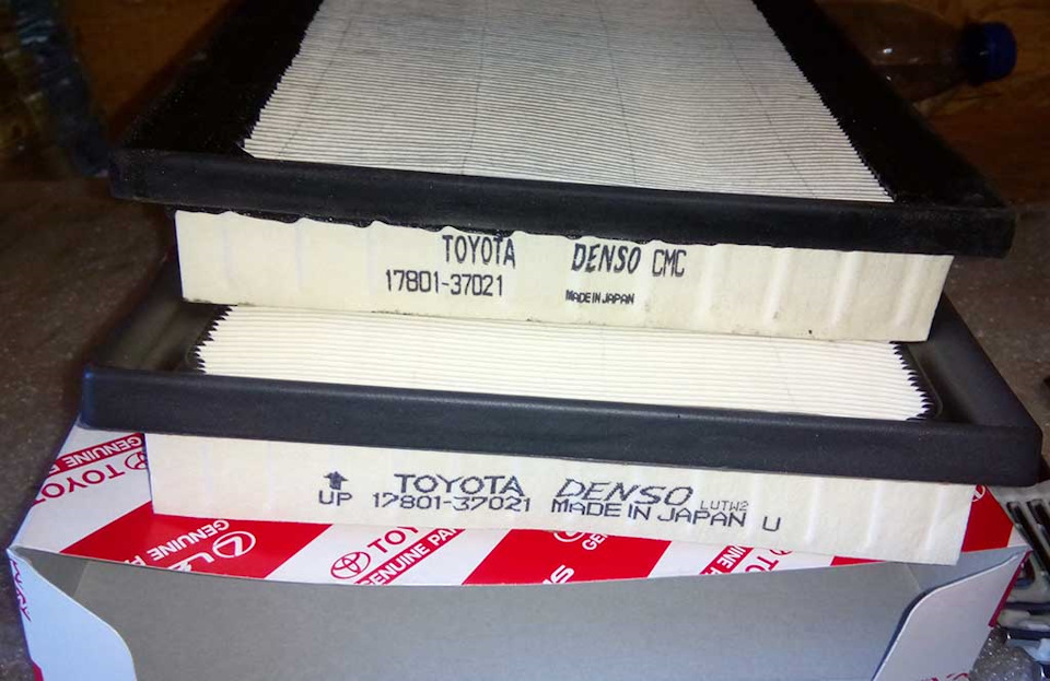 Замена масла в двигателе и коробке — Toyota Prius (30), 1,8 л, 2012 ...