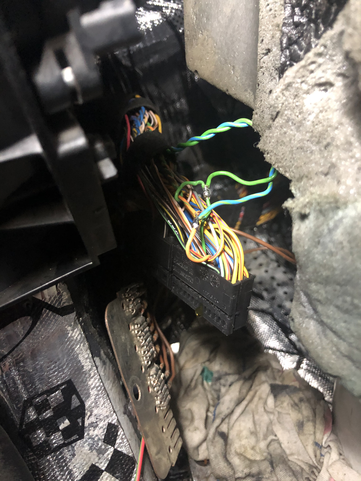 Установка камер кругового обзора, часть вторая — BMW X5 (E70), 3 л ...
