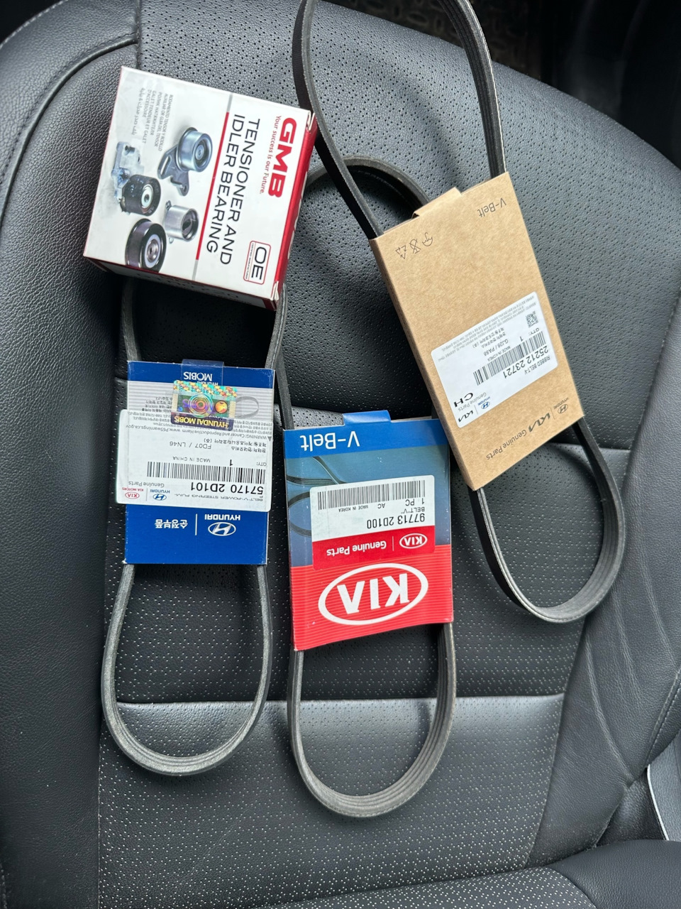 Замена приводных ремней и ролика — Hyundai Tucson (JM), 2 л, 2007 года ...