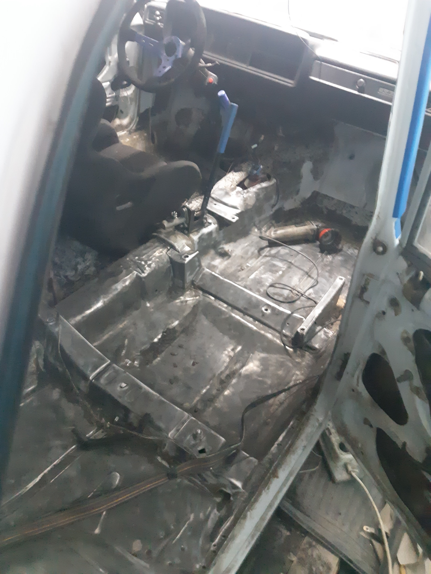 Замена масла в коробке — Renault Megane III, 1,5 л, 2011 года ...