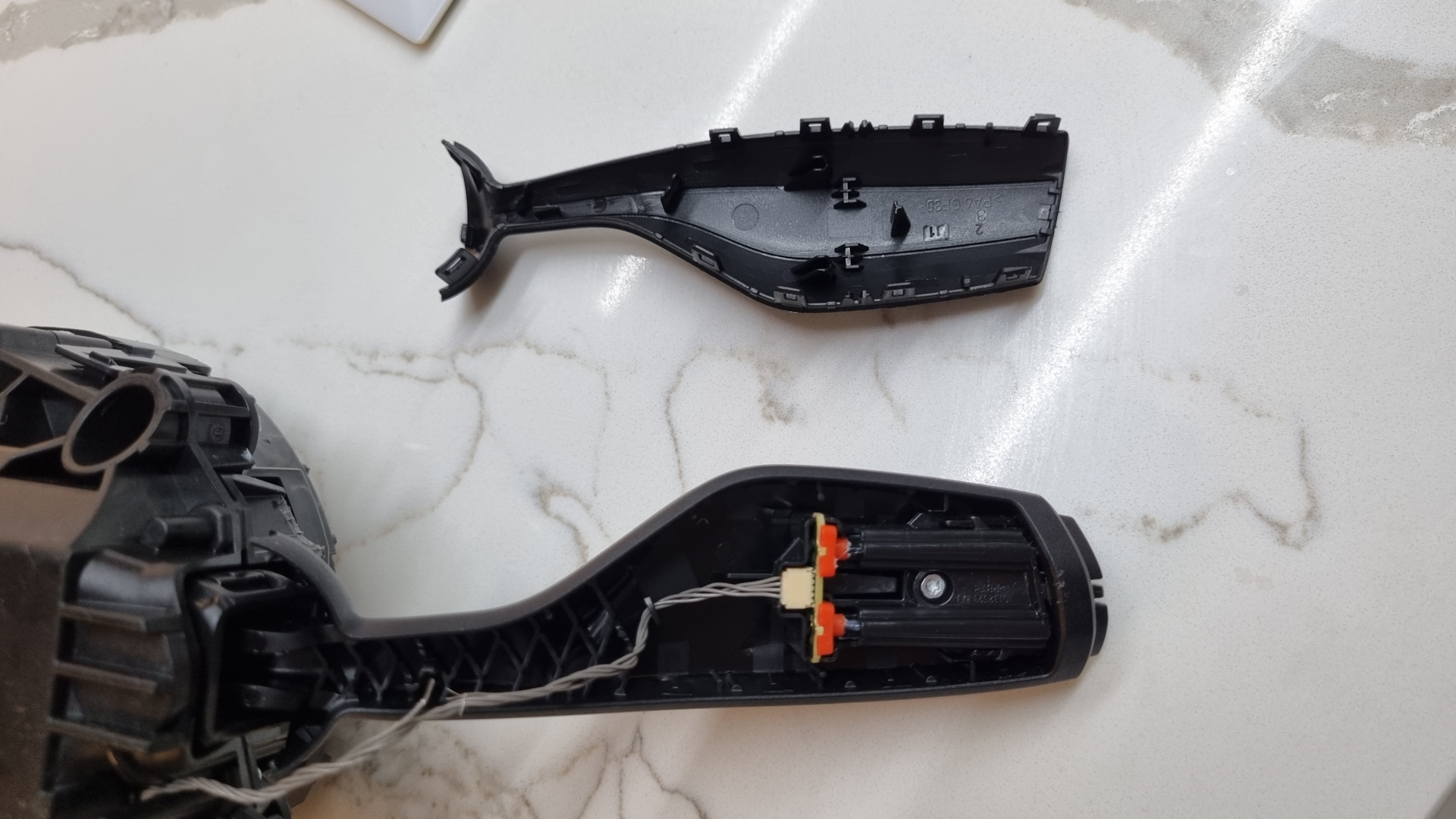 Ремонт коммутационного блока рулевой колонки БМВ 7 — BMW 7 series (G11 ...