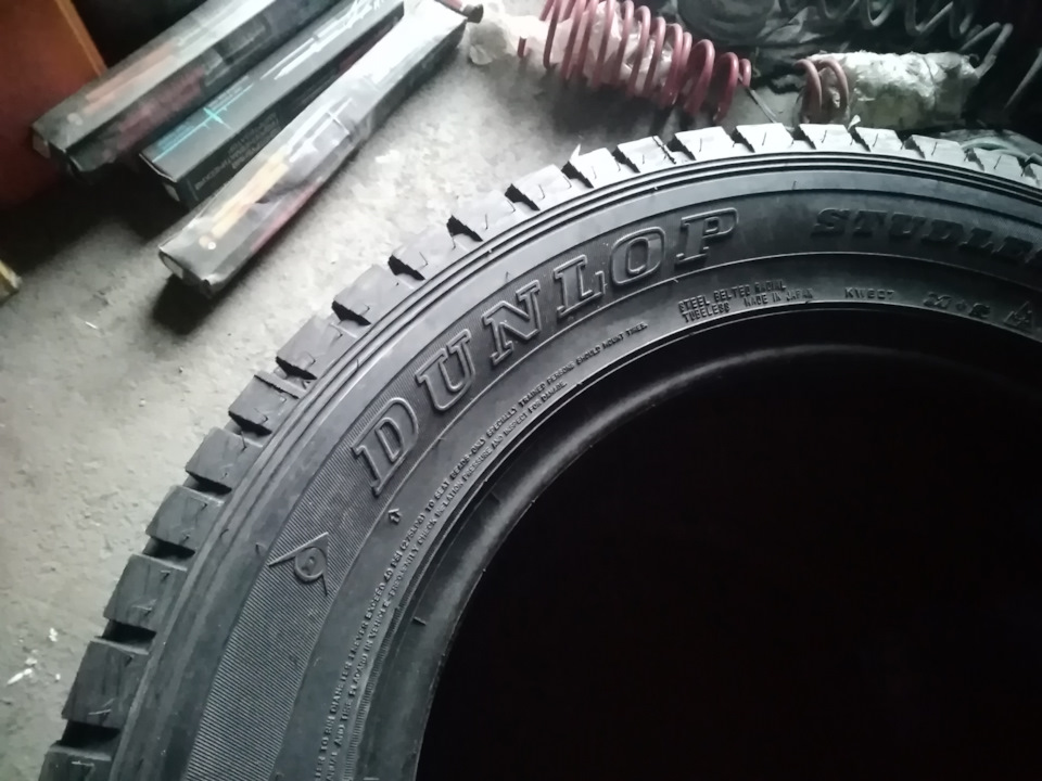 Шины зимние нешипованные Dunlop 225/65 R18. | 10 000 ₽ в городе ...