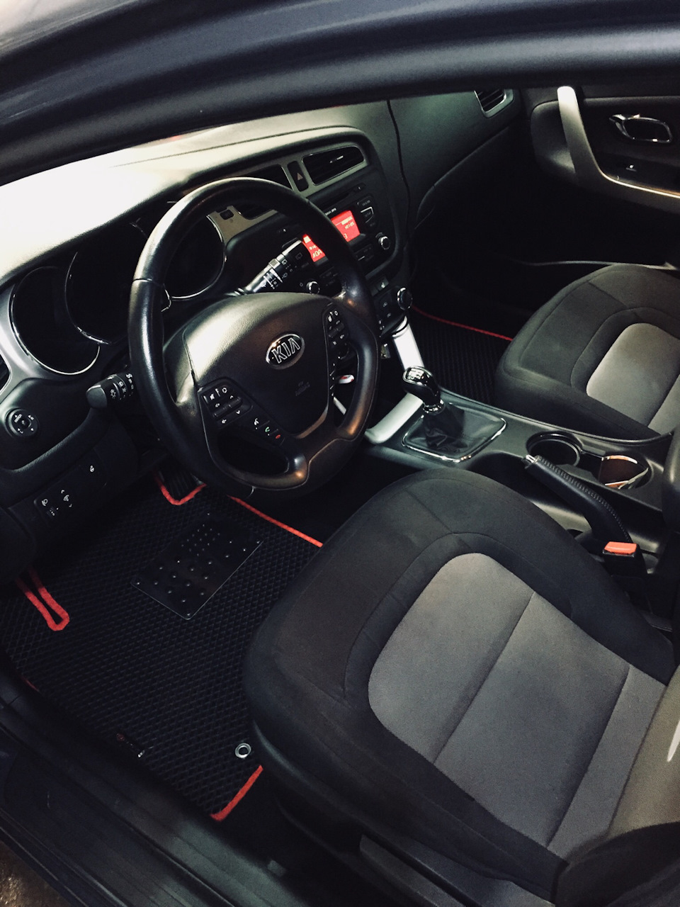 8. Новогодние плюшки в машину) — KIA Ceed (2G), 1,6 л, 2013 года ...