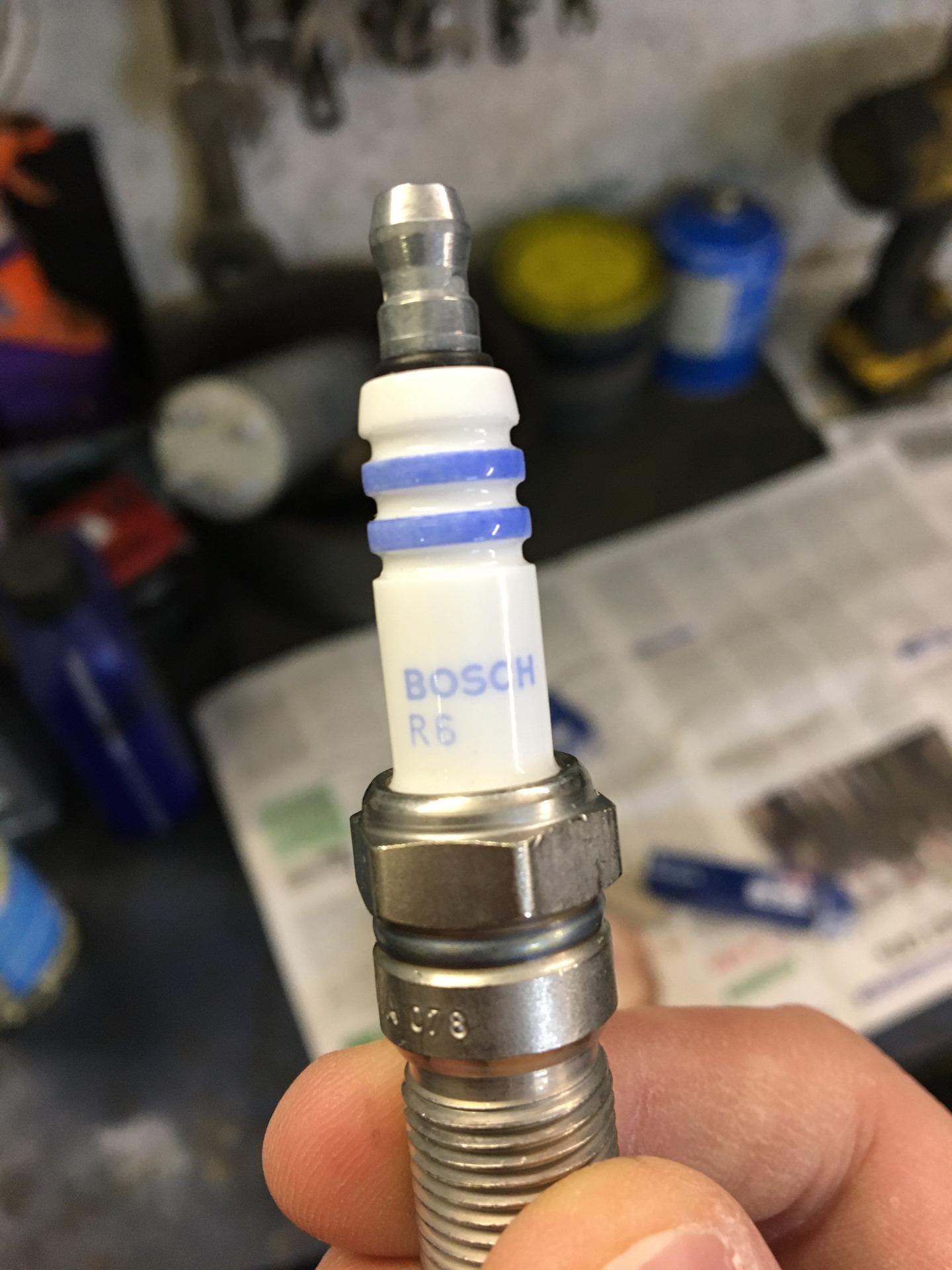 Замена свечей зажигания! BOSCH — Ford Focus Wagon III, 1,6 л, 2014 года ...