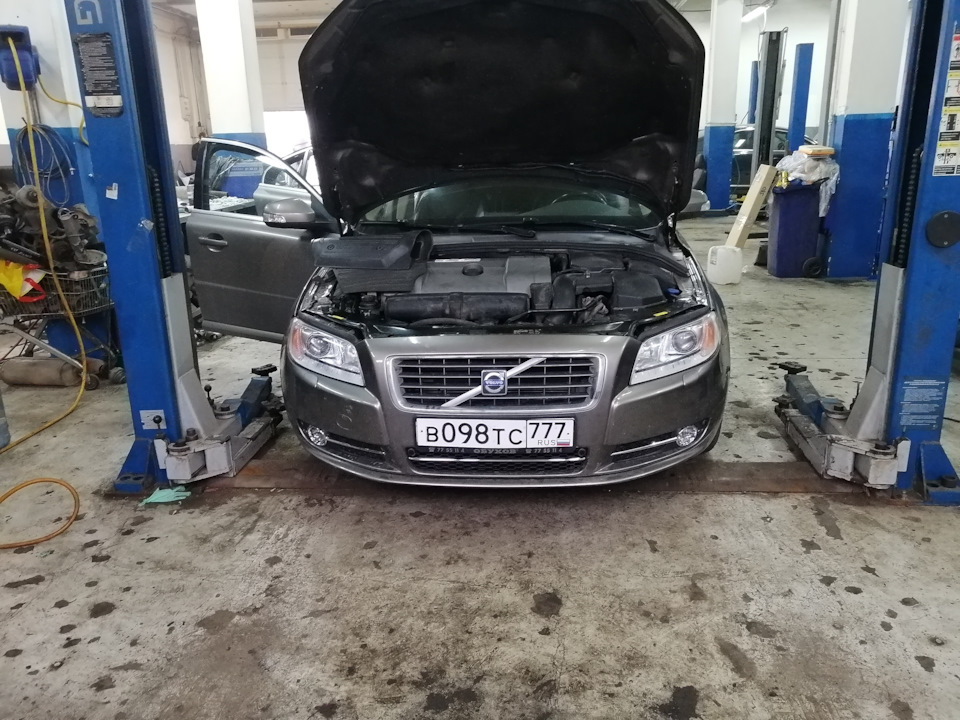 Установка передних парктроников, замена ПТФ на ДХО, установка ...