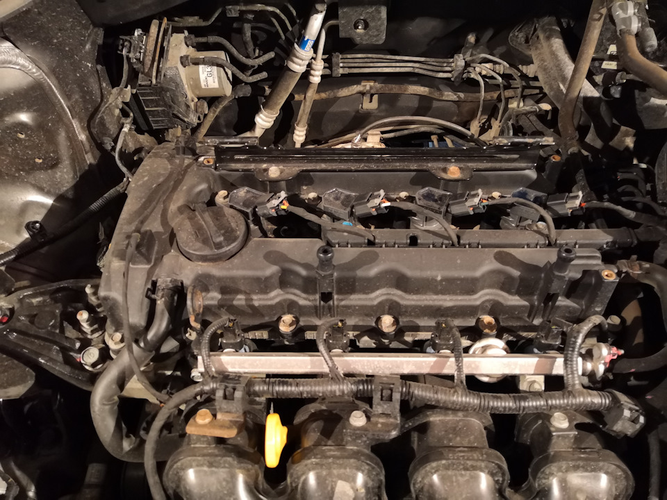 Замена прокладки под клапанной крышкой — KIA Sorento (2G), 2,4 л, 2014 ...