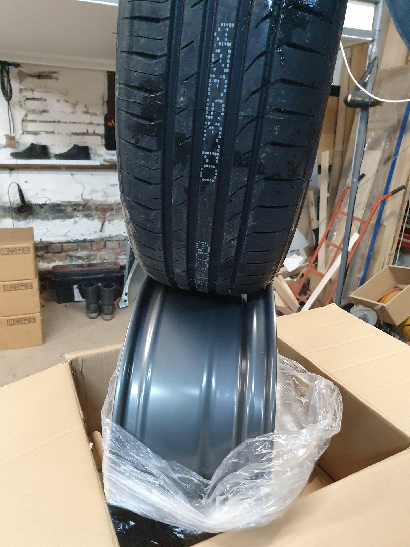 В погоне за стилем (pt.2) — Honda Stream (RN6-9), 1,8 л, 2010 года ...