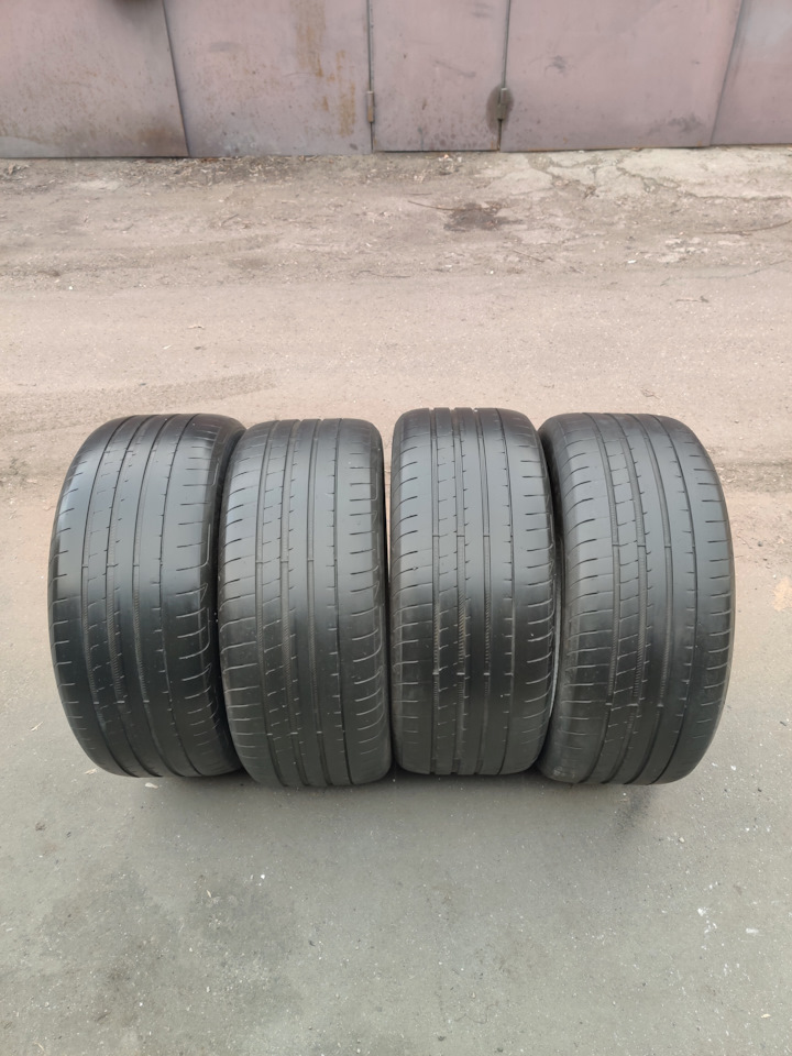 Шины летние Goodyear 285/40 R21 на Porsche Cayenne (3G), Audi Q7 (1G ...