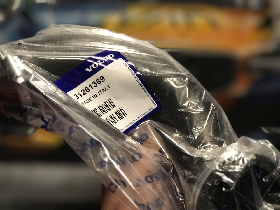 31261369 ПАТРУБОК СИСТЕМЫ ОХЛАЖДЕНИЯ. Volvo | Запчасти на DRIVE2