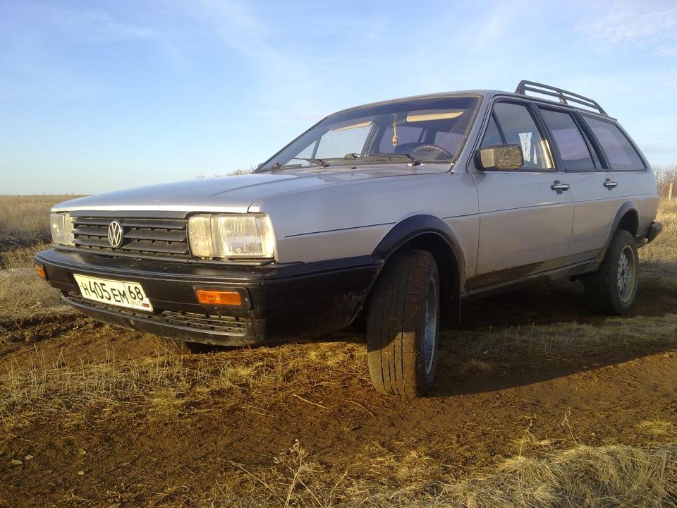 весна — Volkswagen Passat Variant (B2), 2 л, 1988 года | фотография ...