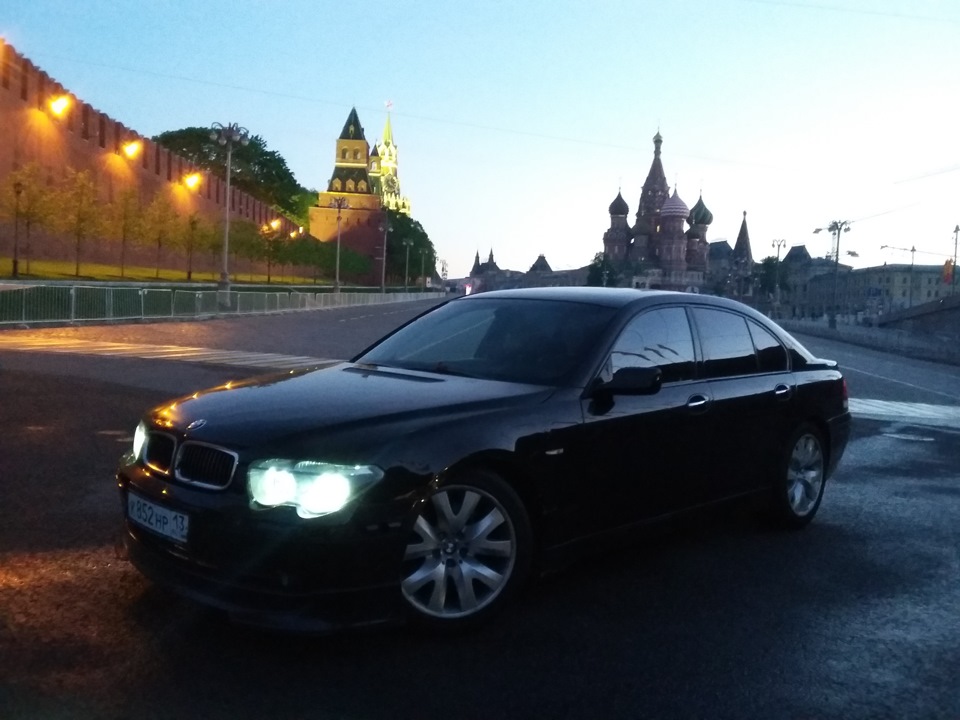 Москва люблю тебя — BMW 7 series (E65/E66), 4,5 л, 2004 года | фотография | DRIVE2