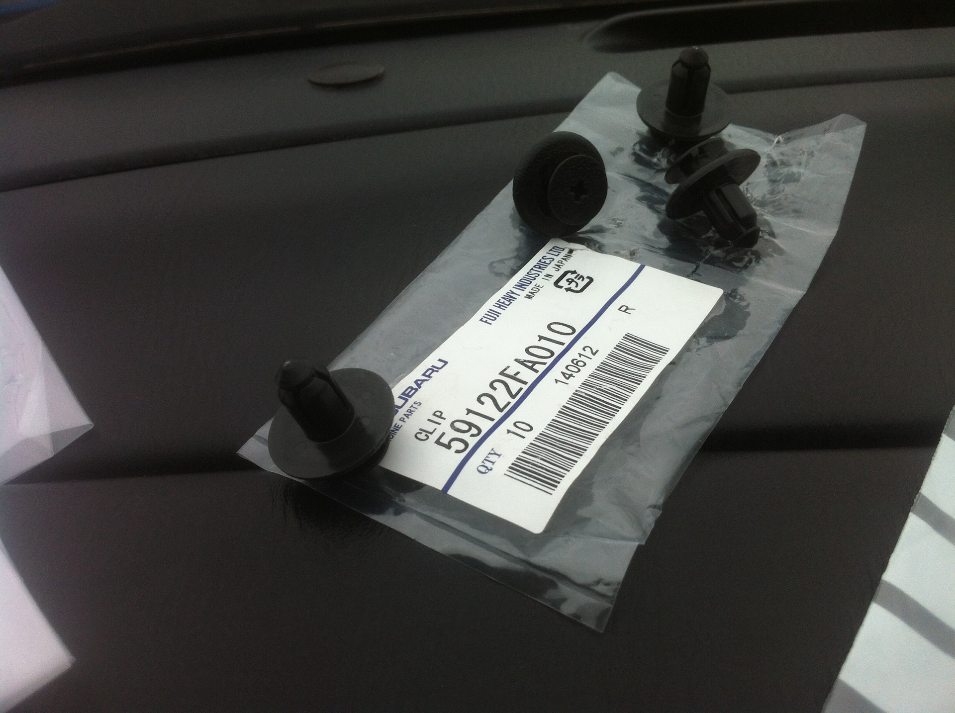 Клипса крепления переднего подкрылка OEM — Subaru Impreza (GC/GF), 2 л ...