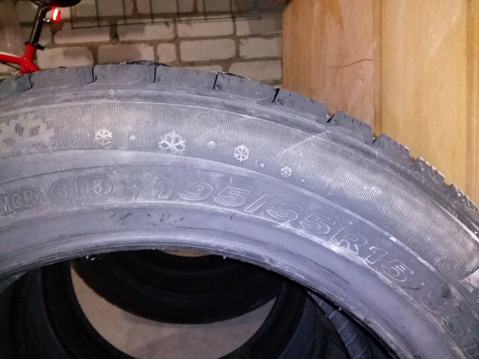 Зимние шины — Volkswagen Passat B3, 1,8 л, 1990 года | шины | DRIVE2