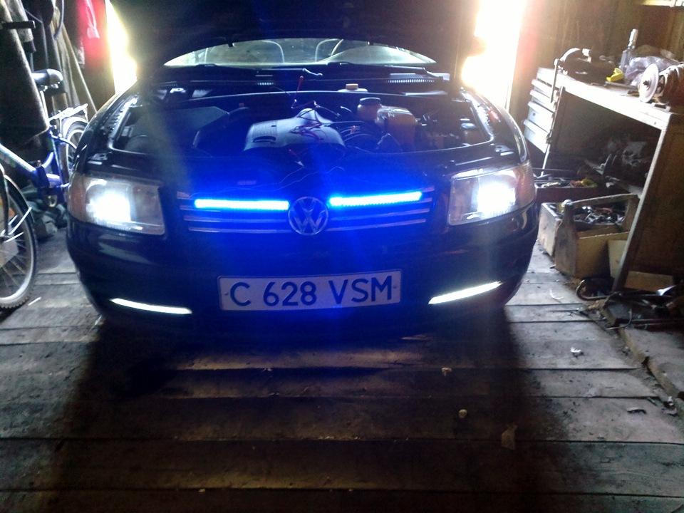 Эксперементы со светодиодной подсветкой — Volkswagen Passat B5, 1,6 л, 1999 года | стайлинг | DRIVE2