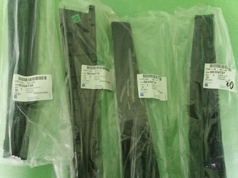 96304716 Накладка передней правой двери GM | Запчасти на DRIVE2