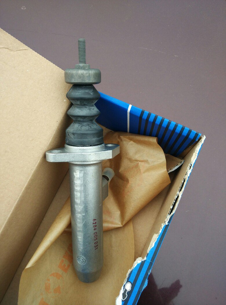 6284003031 Рабочий цилиндр, система сцепления RENAULT | Запчасти на DRIVE2