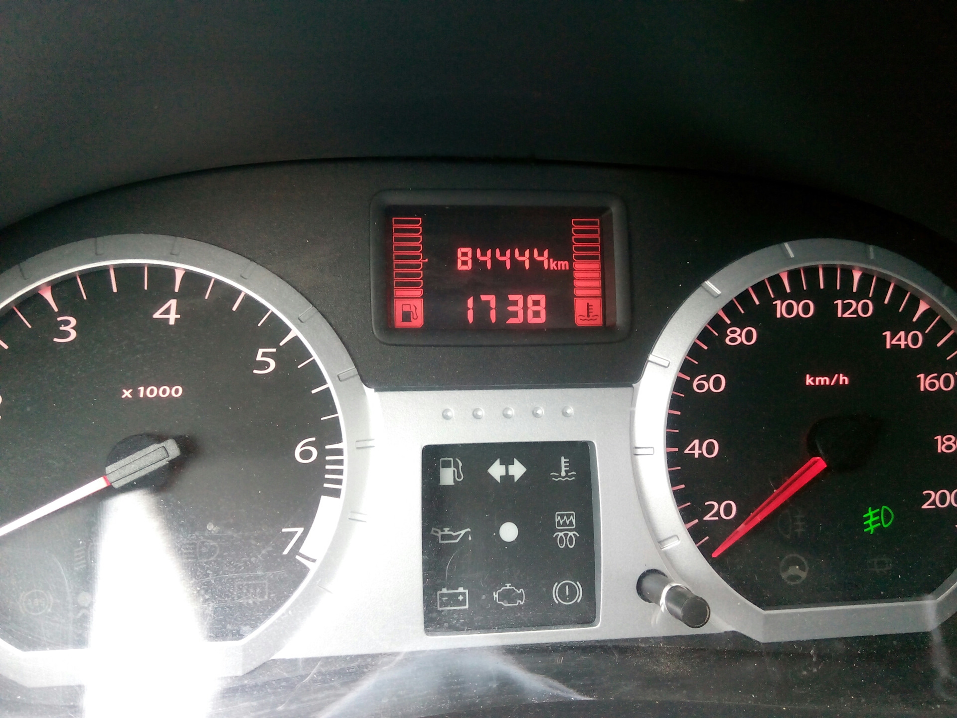 Гарантийная замена направляющих супорта — Lada Ларгус, 1,6 л, 2015 года ...