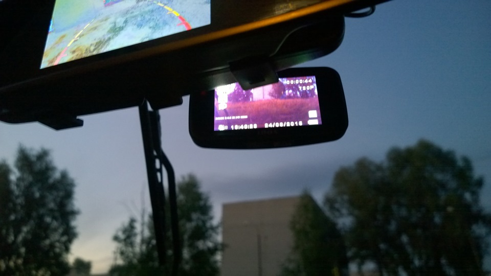 Установка камеры заднего вида — Volkswagen Polo Sedan, 1,4 л, 2014 года ...