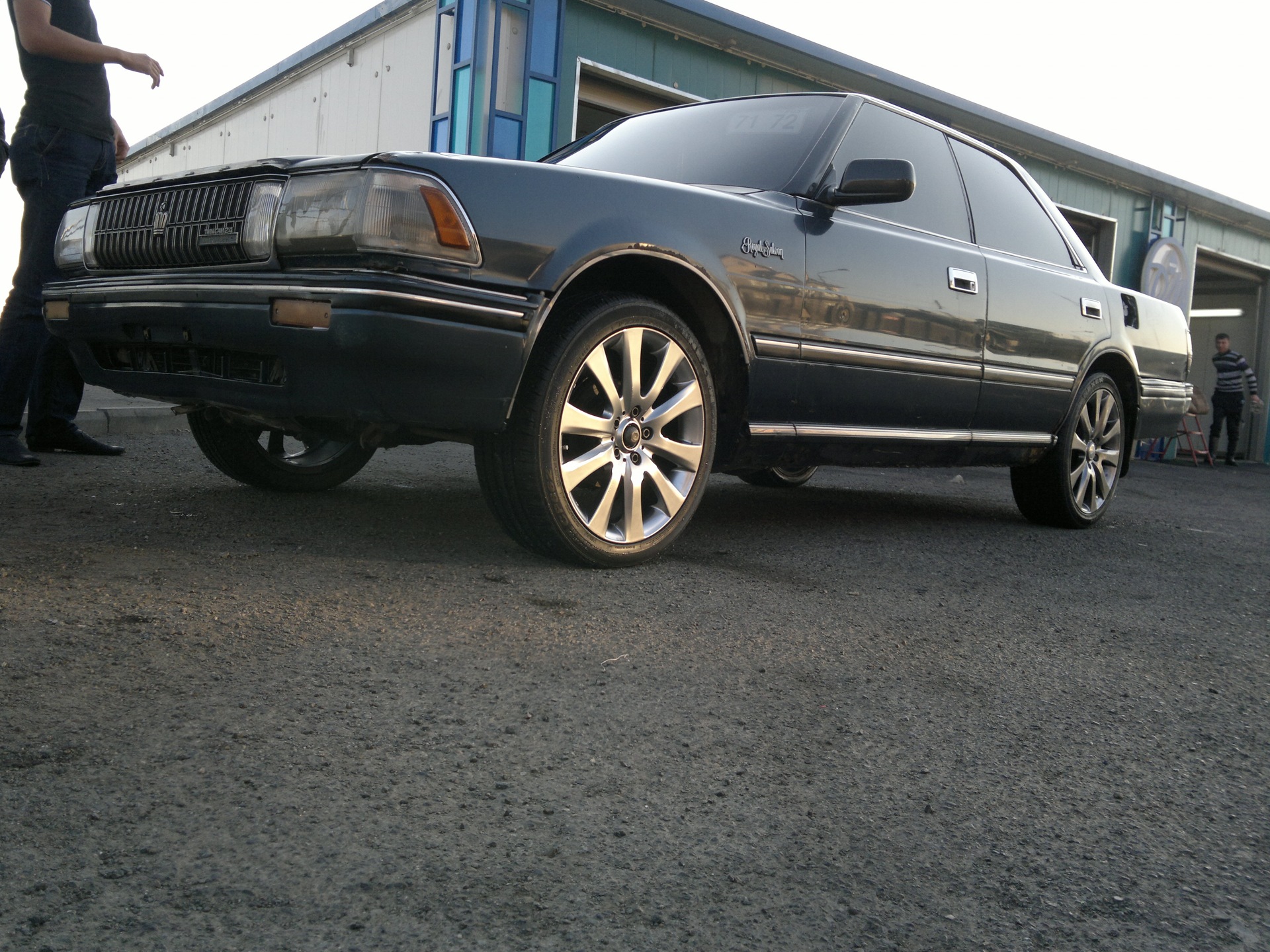 машина продалась, колеса остались — Toyota Progres, 3 л, 1999 года ...