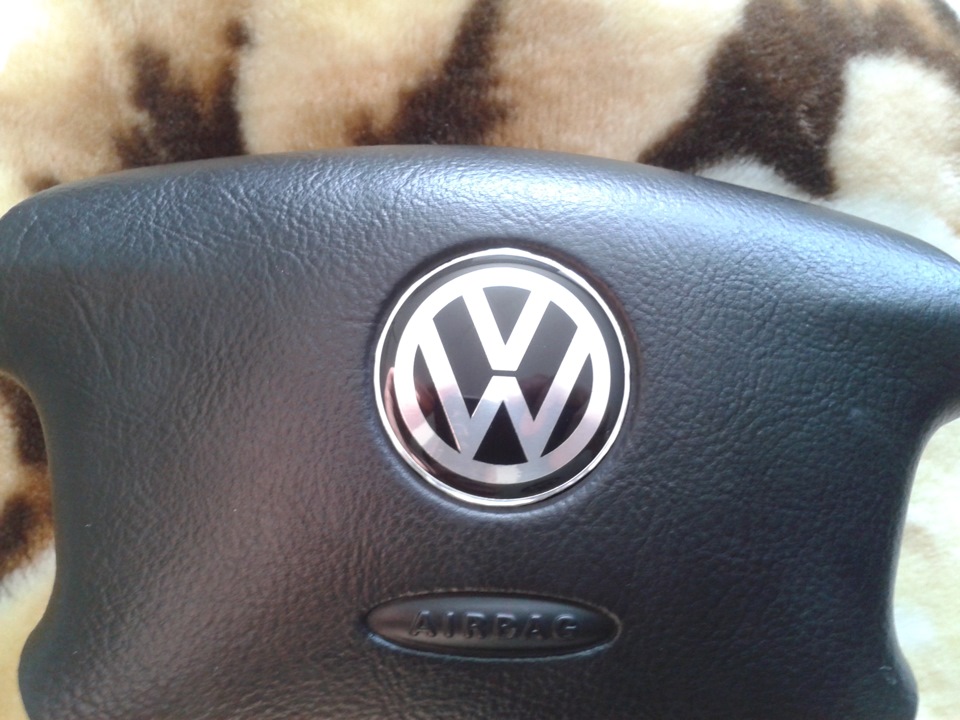 Наклейка — Volkswagen Passat B5, 1,8 л, 2003 года | аксессуары | DRIVE2
