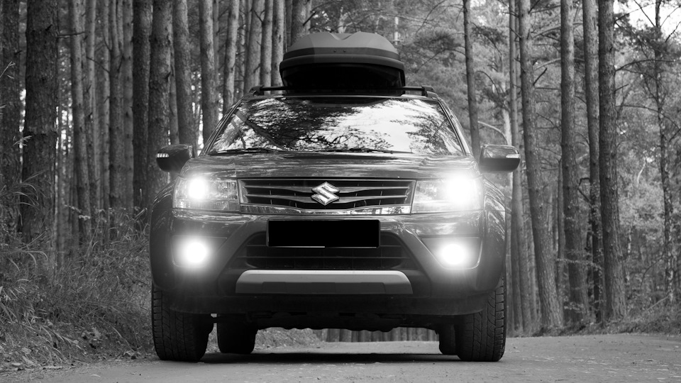 Замена лампочки в фаре ближнего света. — Suzuki Grand Vitara (2G), 2 л ...