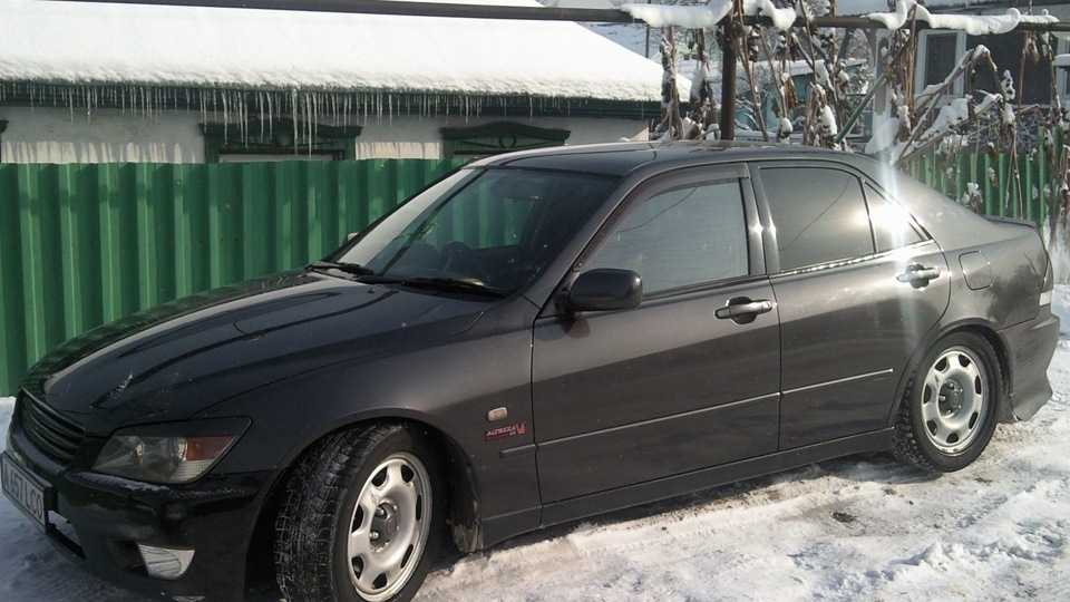 Toyota Altezza 4.0 бензиновый 2000 | V8 RS400 на DRIVE2