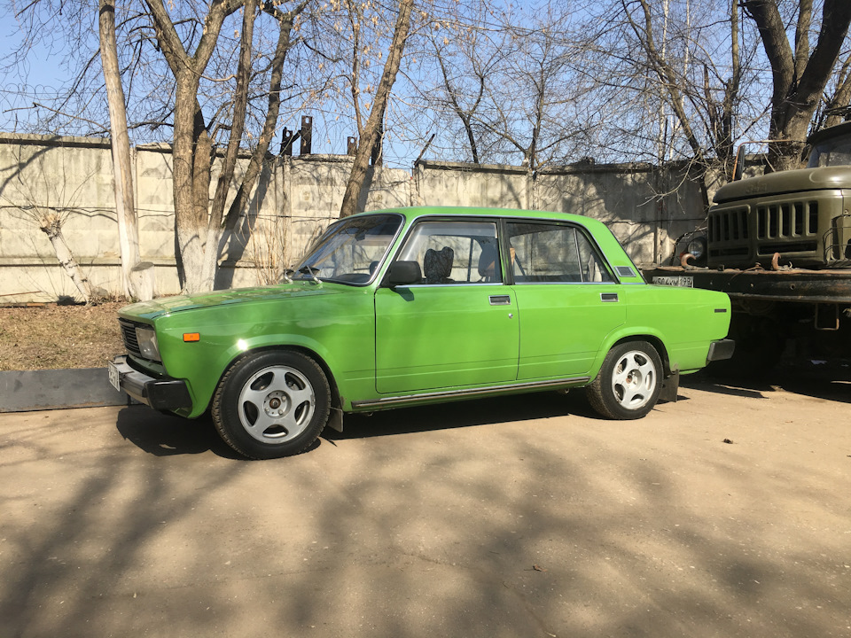 Немного фоток — Lada 2105, 1,3 л, 1981 года | видео | DRIVE2
