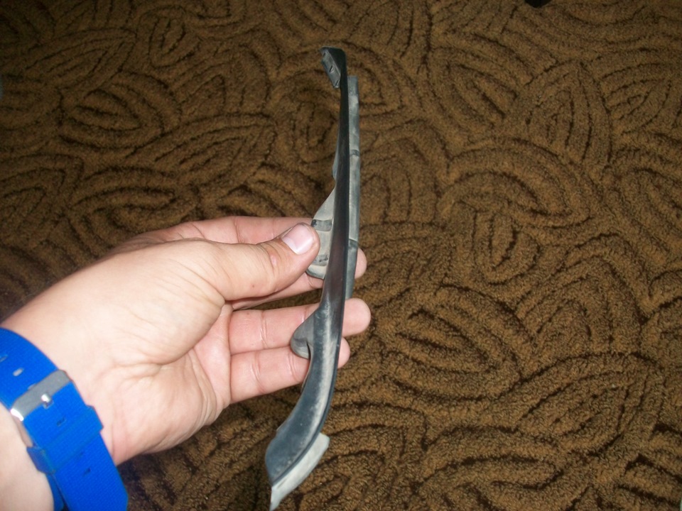 кто знает номер детальки-просьба ответить. — Toyota Prius (20), 1,5 л ...