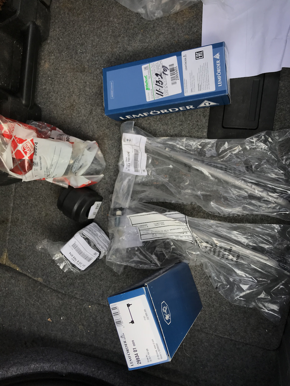 Тяги и втулки стабов, кожух зеркала — BMW 3 series (E90), 2 л, 2010 ...