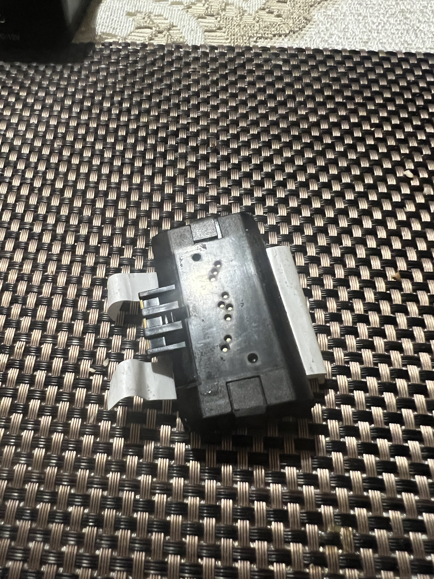 Система экстренного вызова — BMW 5 series (G30), 2 л, 2018 года ...