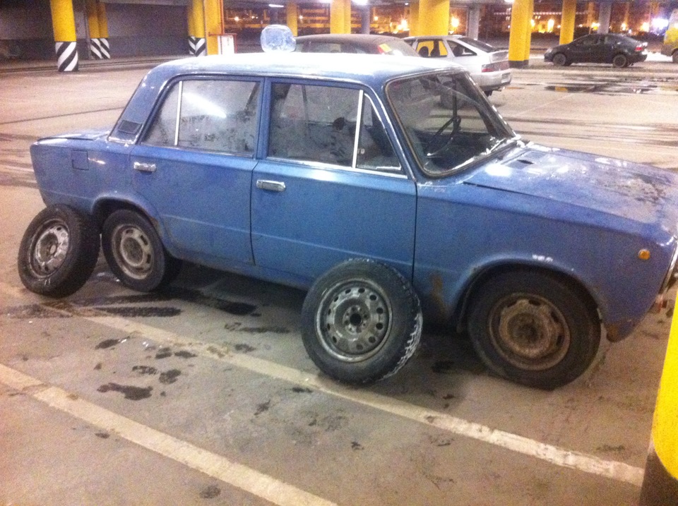 С 13R лето на 14R зиму — Lada 21013, 1,3 л, 1983 года | шины | DRIVE2