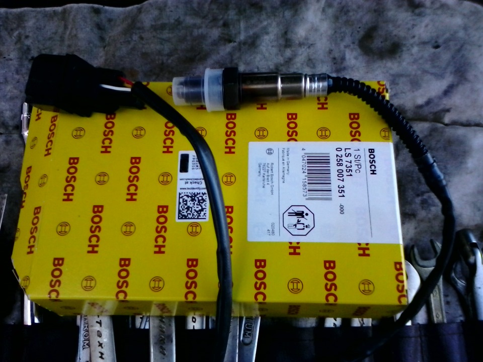 замена поворотного кулака, лямбда-зонда и переднего суппорта — Audi A6 ...