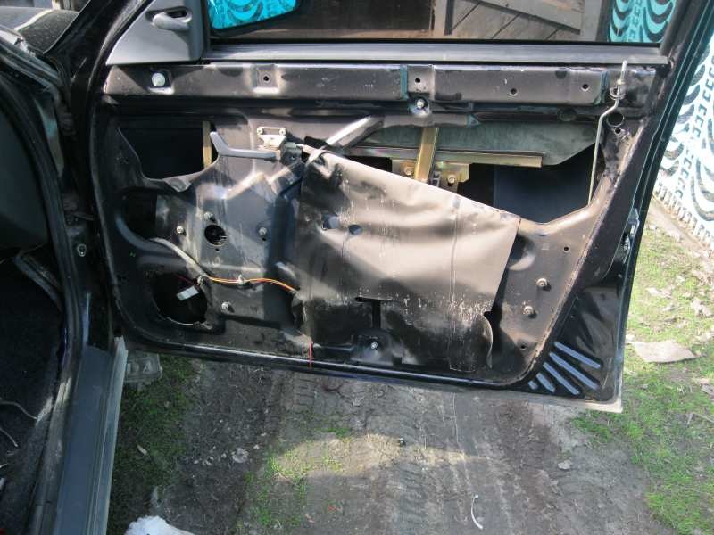 23. Подсветка снизу дверей) — Lada 21101, 1,6 л, 2006 года | нарушение ...