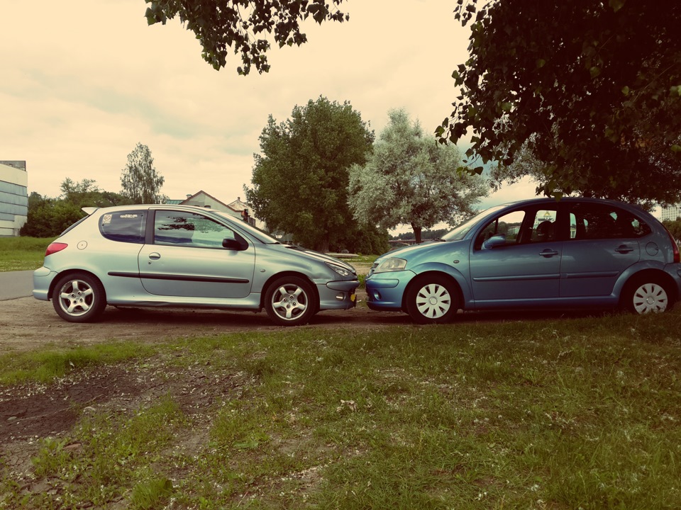 Два лягушатника ))) — Peugeot 206 GTI, 2 л, 2001 года | просто так | DRIVE2